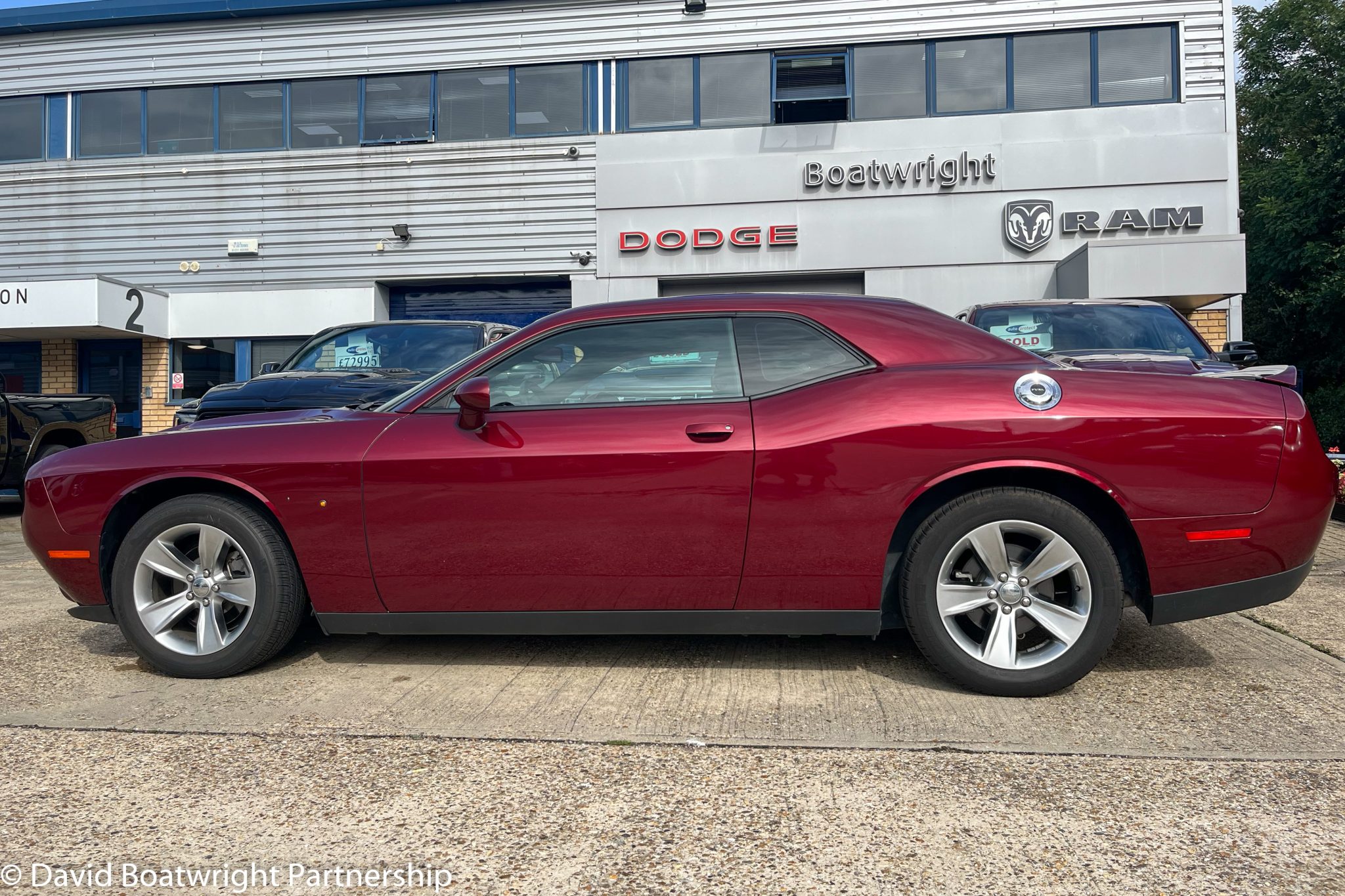 2018 Dodge Challenger SXT 3.6L V6 - Dodge & Ram Official UK Dealers ...