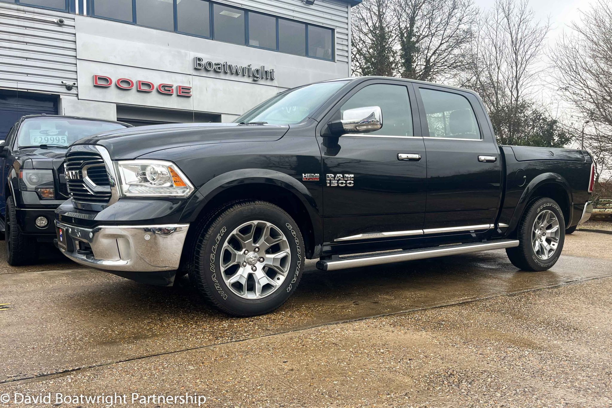 2017 Ram 1500 Limited - Dodge & Ram Official UK Dealers | David ...