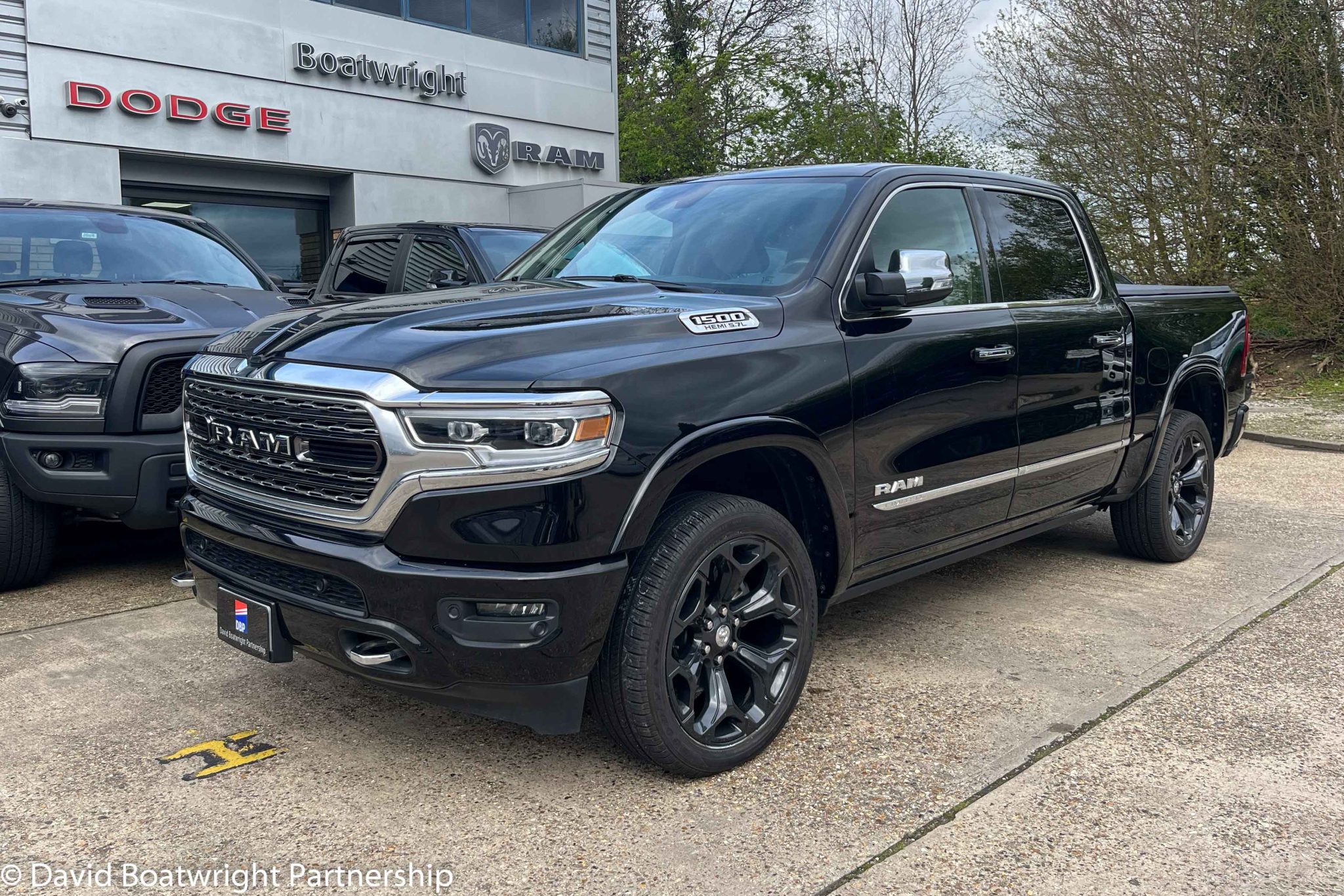 2020 Ram 1500 Limited 5.7L V8 Hemi - Dodge & Ram Official UK Dealers ...
